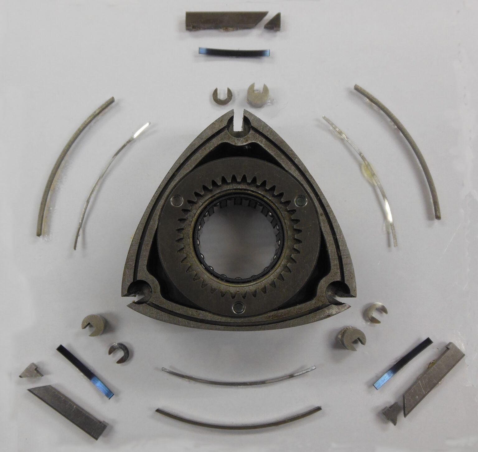 Features of NR Series Rotary Engines｜Nitto MFG. (Osaka Japan)